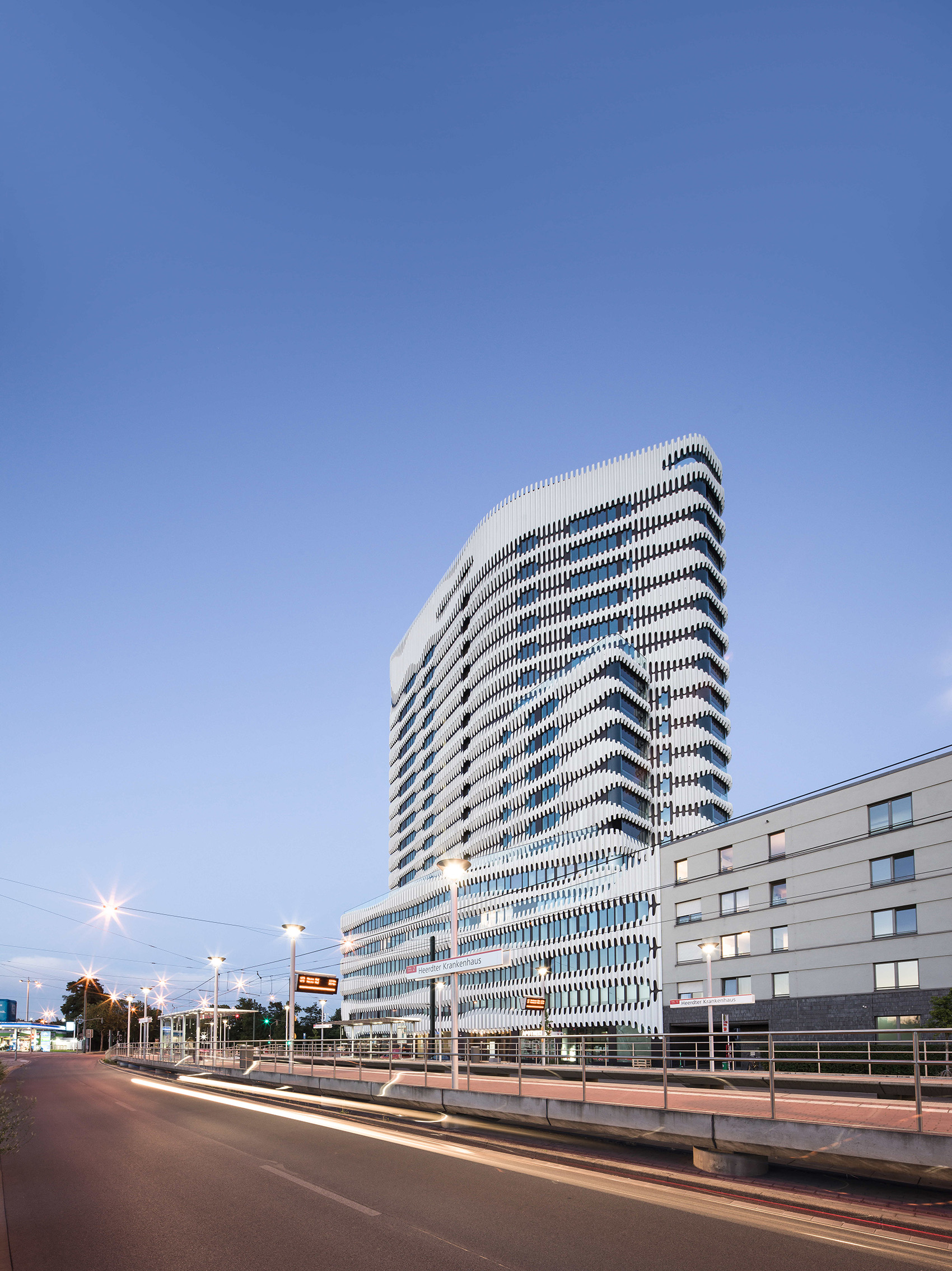 ZIPPER – RKM 740 Tower by J. MAYER H. und Partner, Architekten - 谷德设计网