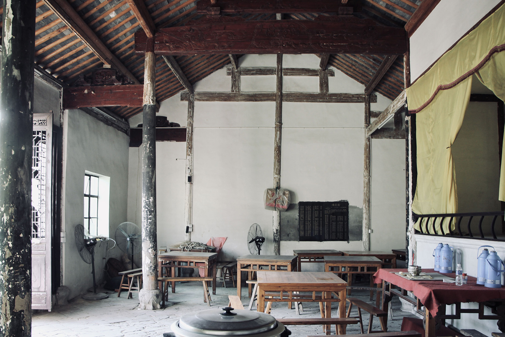 Two examples of renovation of the ancestral hall in Cangkou Village ...