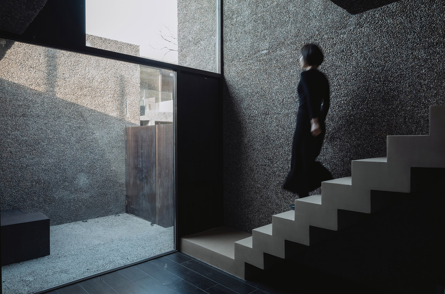 Slow Courtyard in the Hills: A Bridge under the Great Wall by nsaaa - 谷德设计网