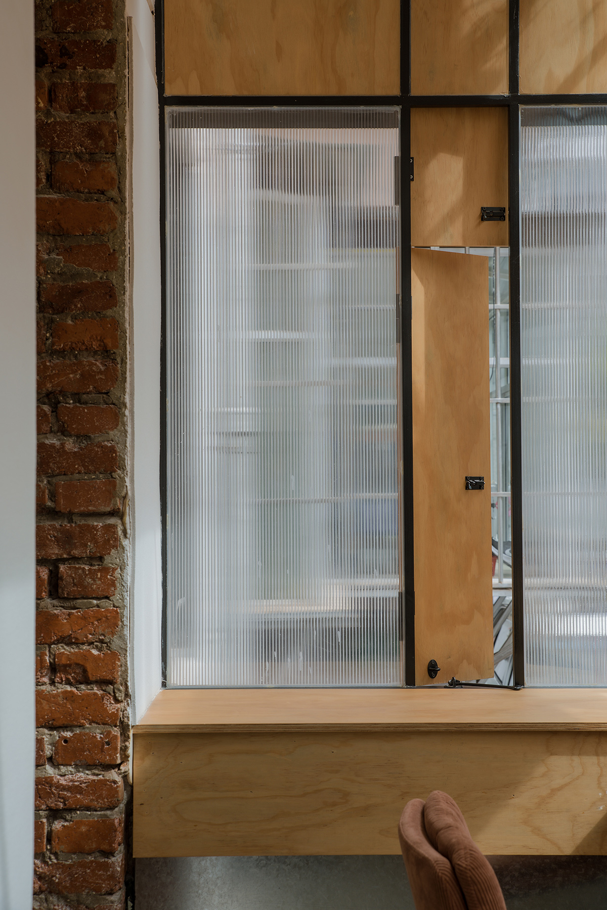 Studio renovation by Edge Lab Architecture Studio - 谷德设计网