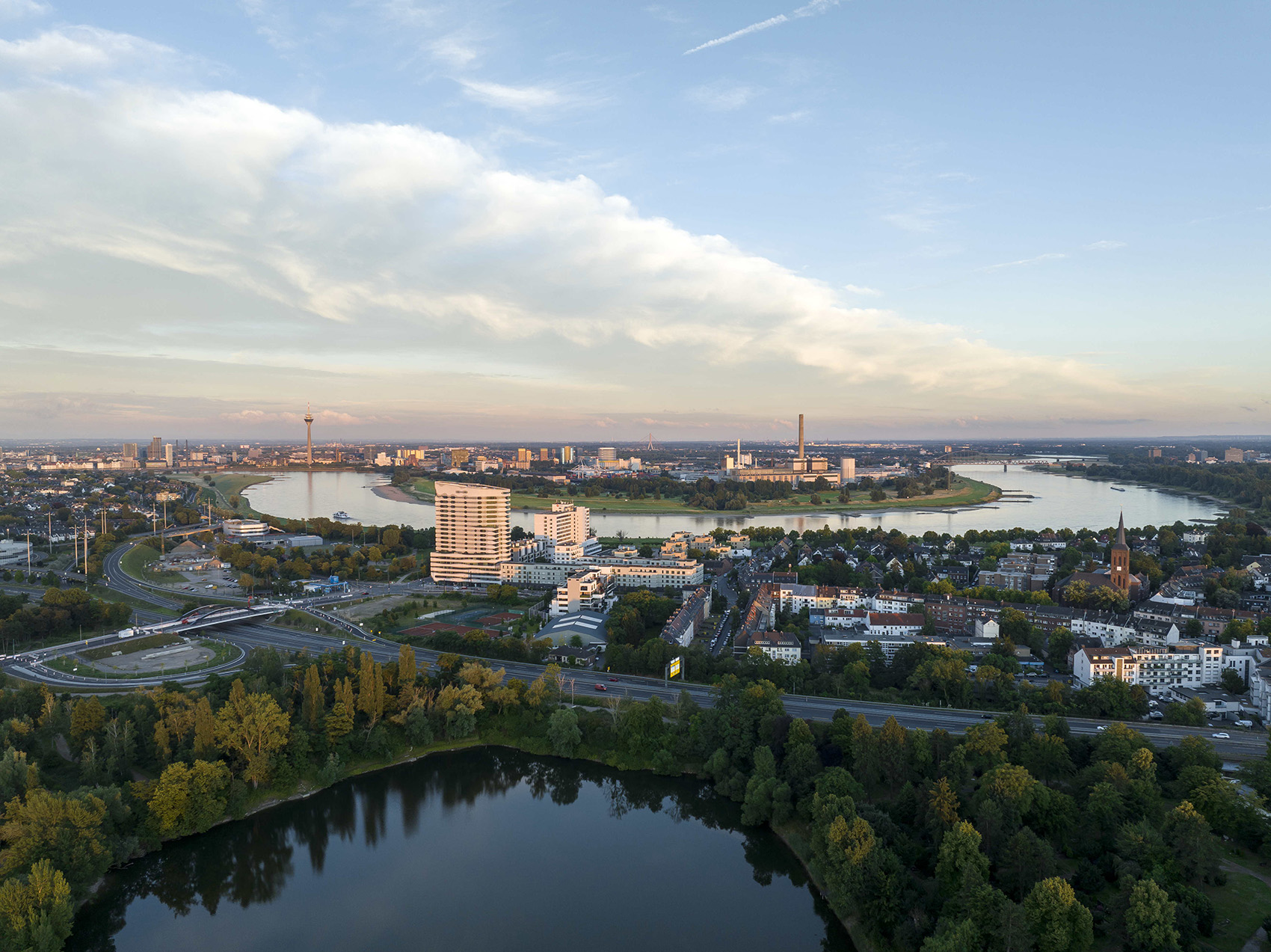 ZIPPER – RKM 740 Tower by J. MAYER H. und Partner, Architekten - 谷德设计网