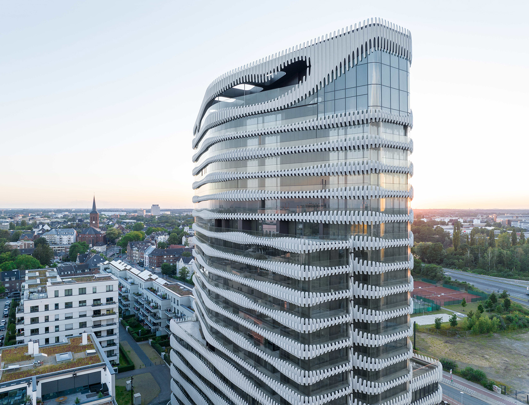 ZIPPER – RKM 740 Tower by J. MAYER H. und Partner, Architekten - 谷德设计网