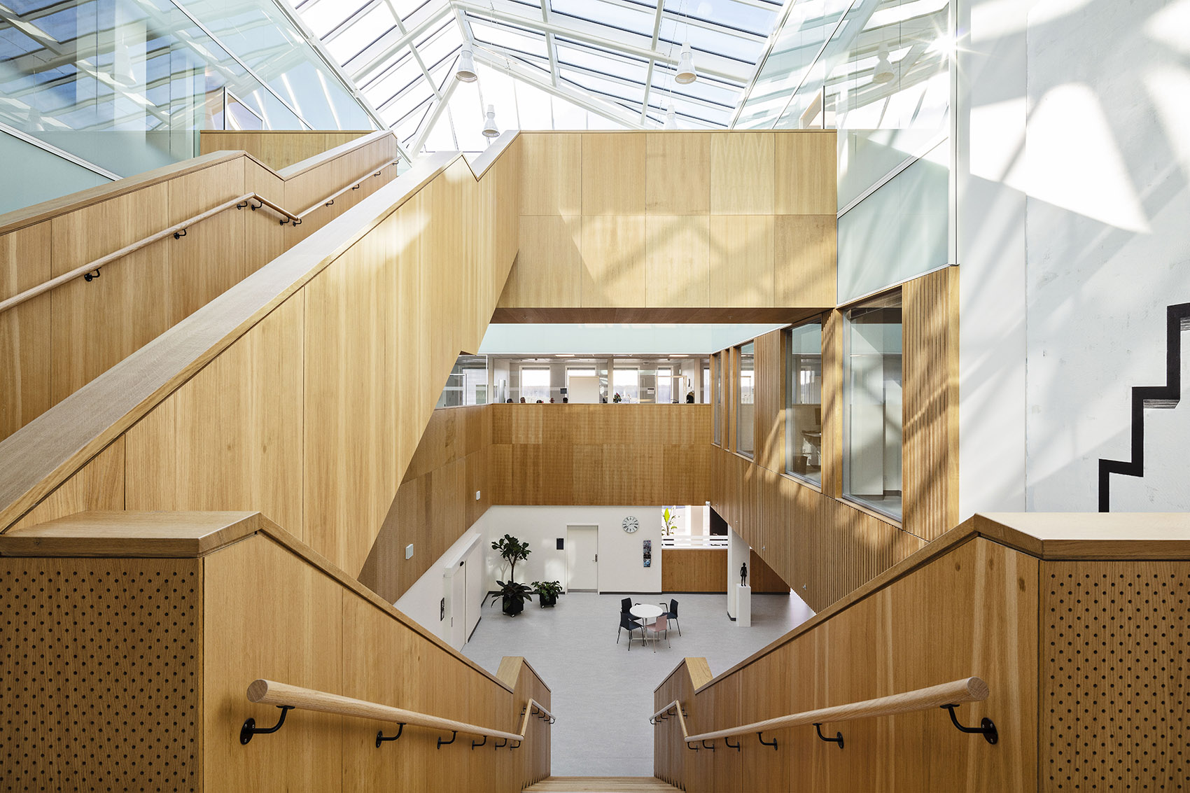 Danish Center for Particle Therapy by LINK Arkitektur - 谷德设计网