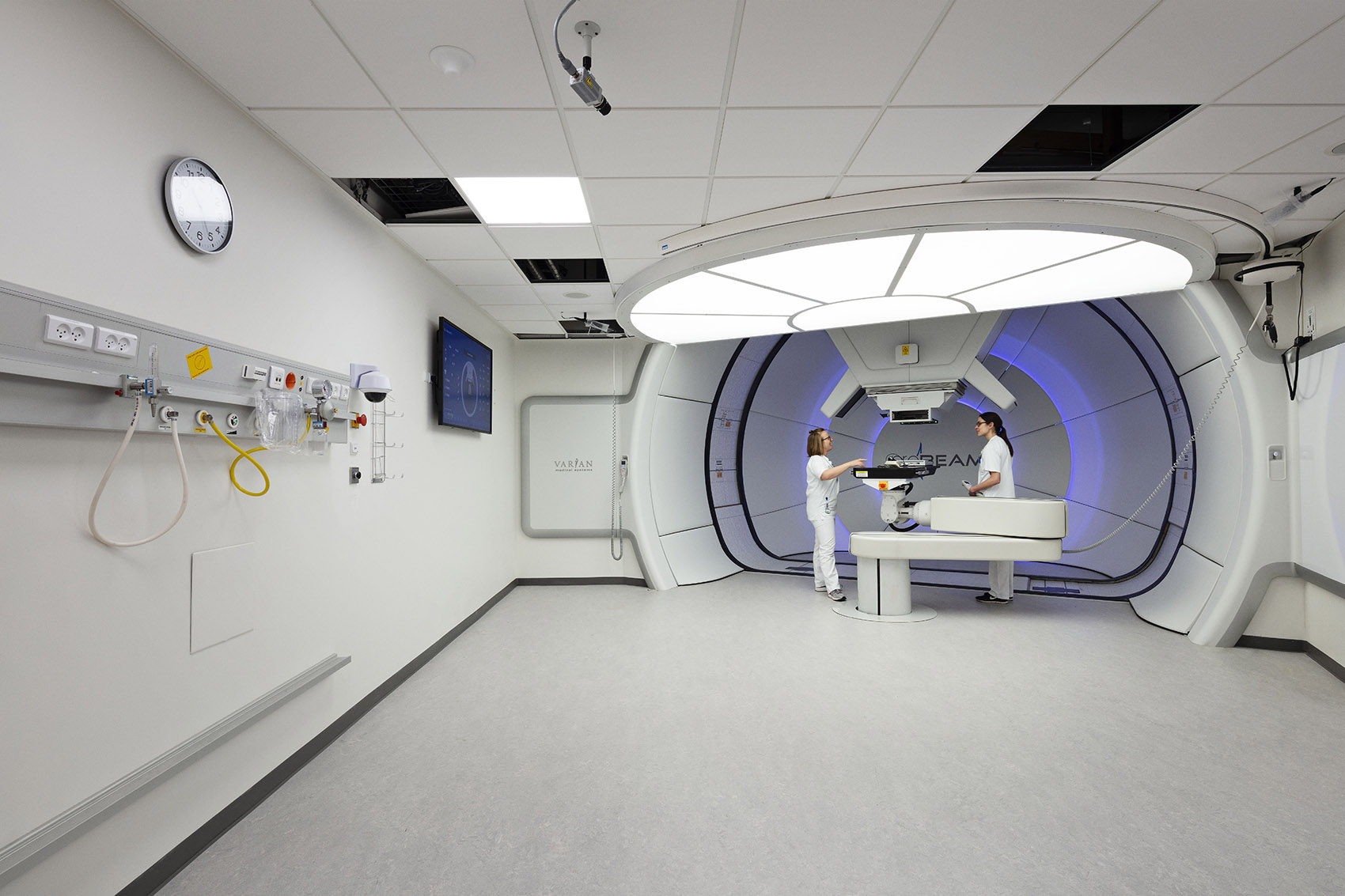 Danish Center for Particle Therapy by LINK Arkitektur - 谷德设计网