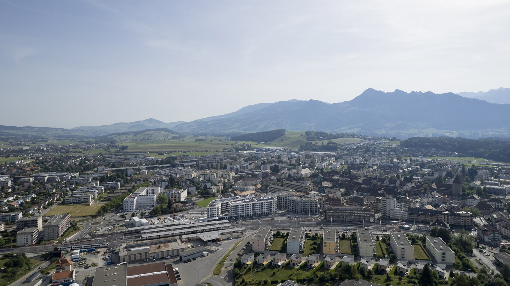 Velâdzo Bulle, Switzerland by IttenBrechbühl - 谷德设计网