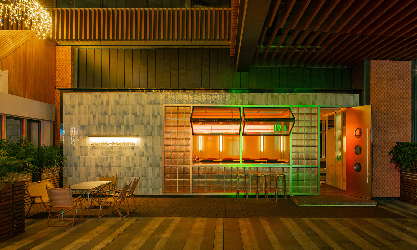 Chengdu Serve & Share Cocktail Bar by PRONOUNCED DESIGN - 谷德设计网