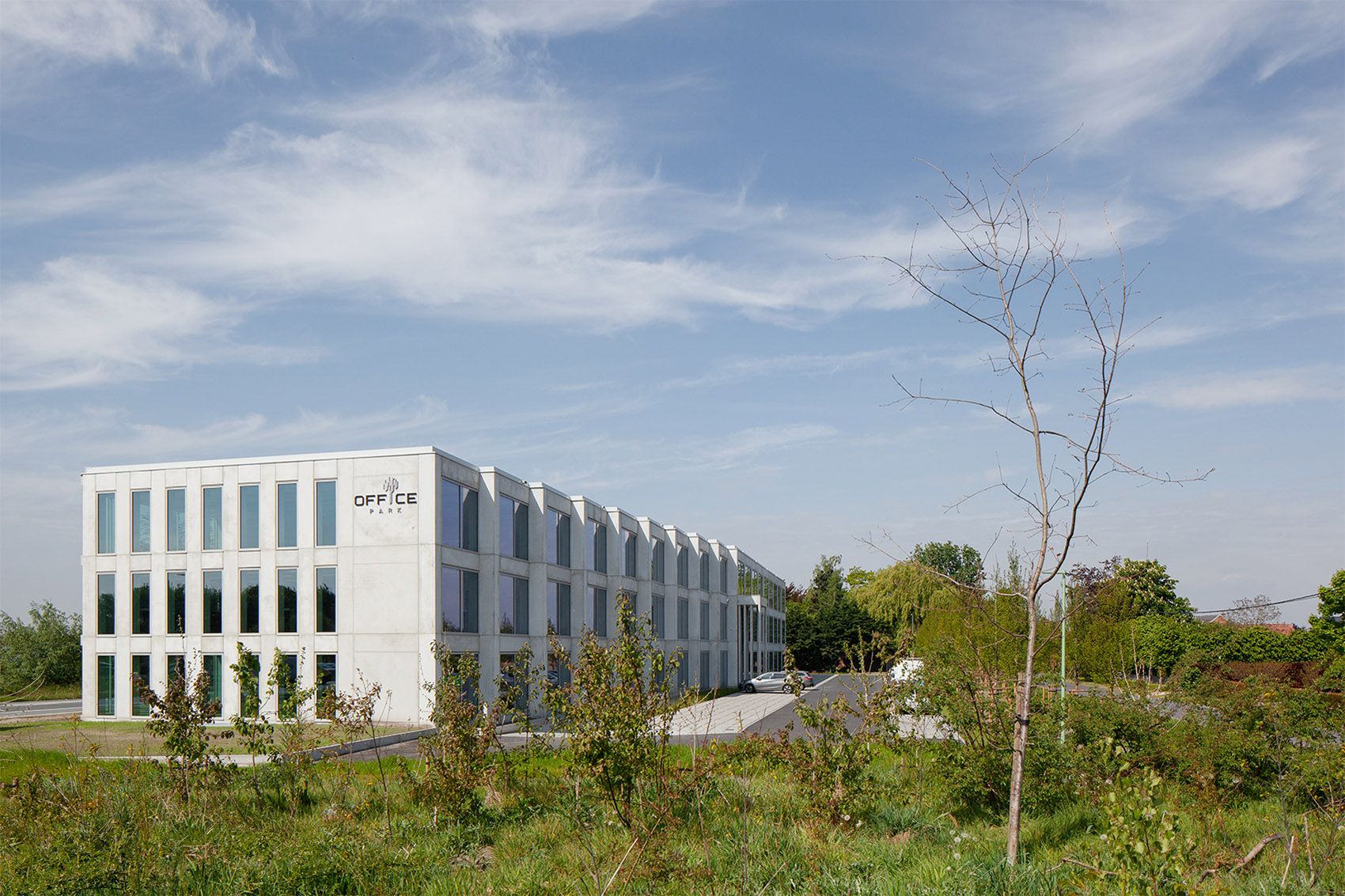 OFFICE PARK LOKEREN by NWLND Rogiers Vandeputte - 谷德设计网