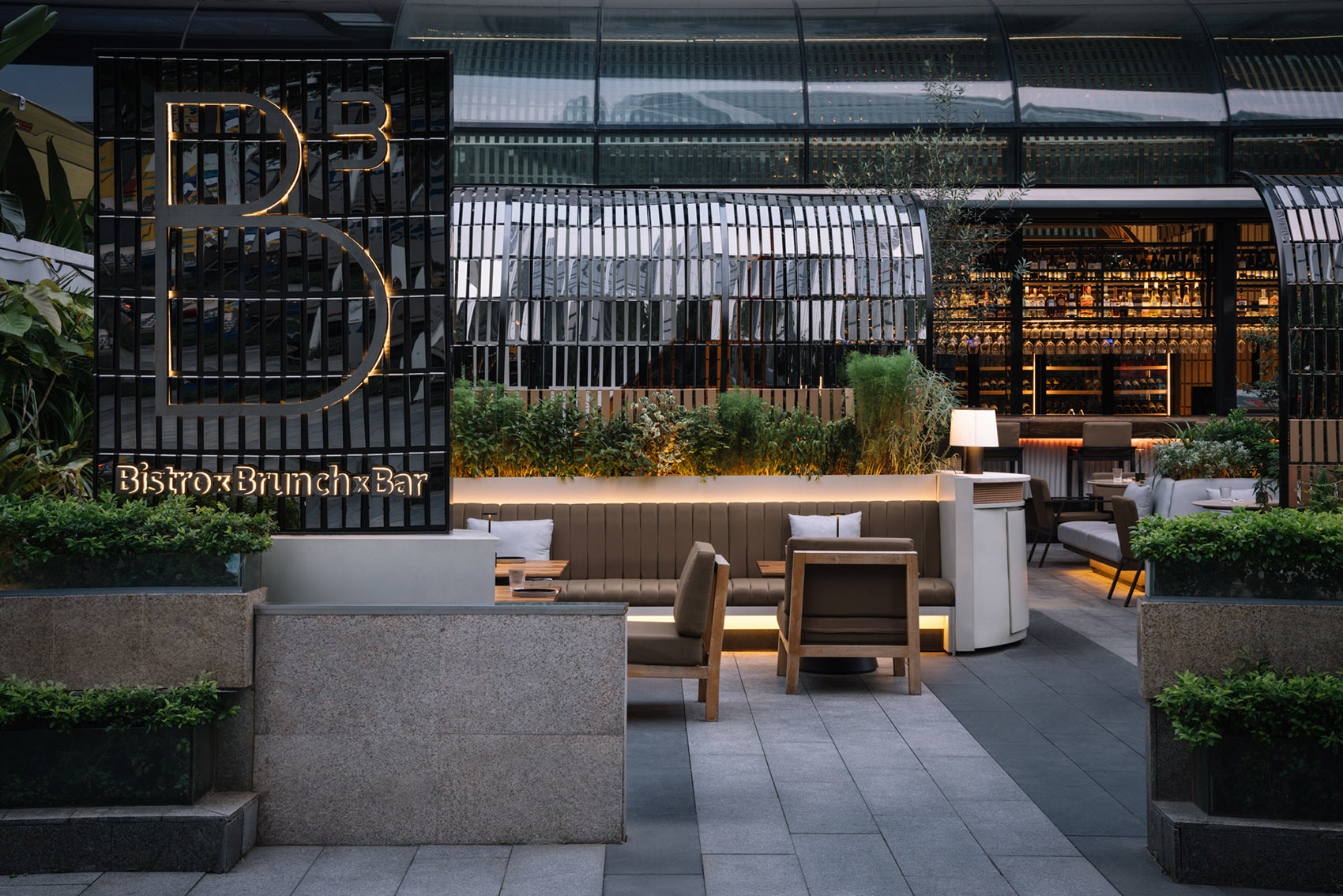 B3 Bar by RooMoo Design Studio - 谷德设计网