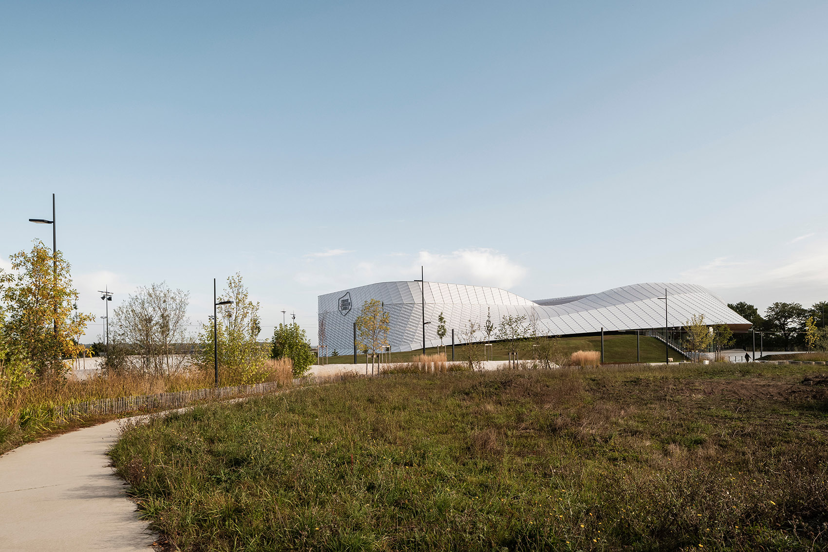 Espace Mayenne by Hérault Arnod Architectures - 谷德设计网