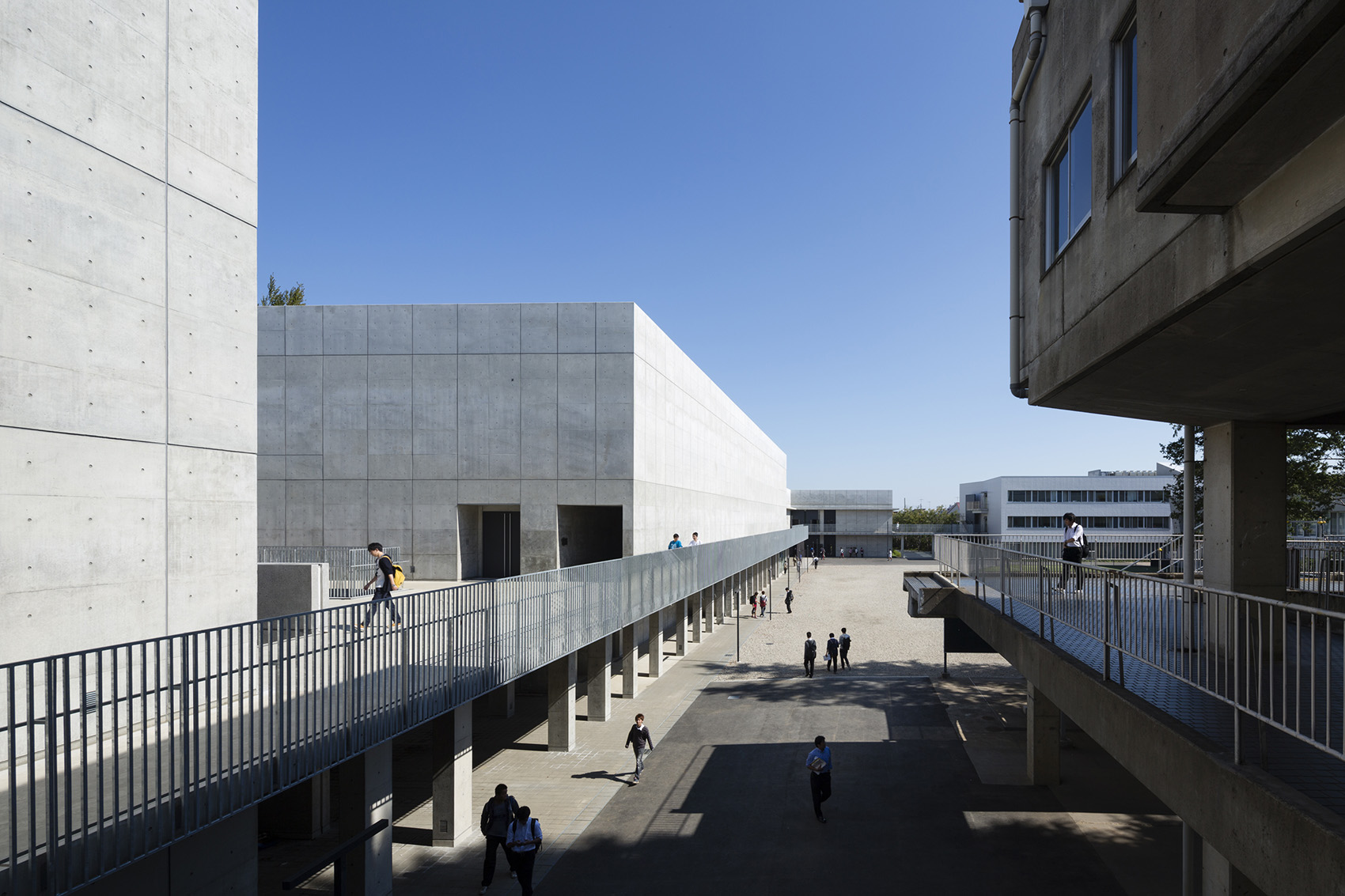 Waseda University Senior High School Auditorium by Nikken Sekkei Ltd ...