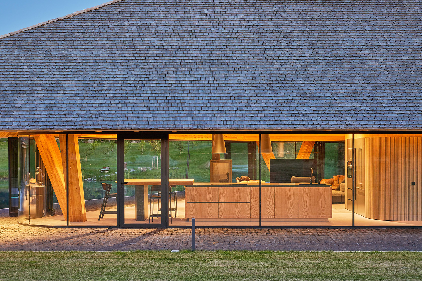 Poolhouse by HEIMA architects - 谷德设计网