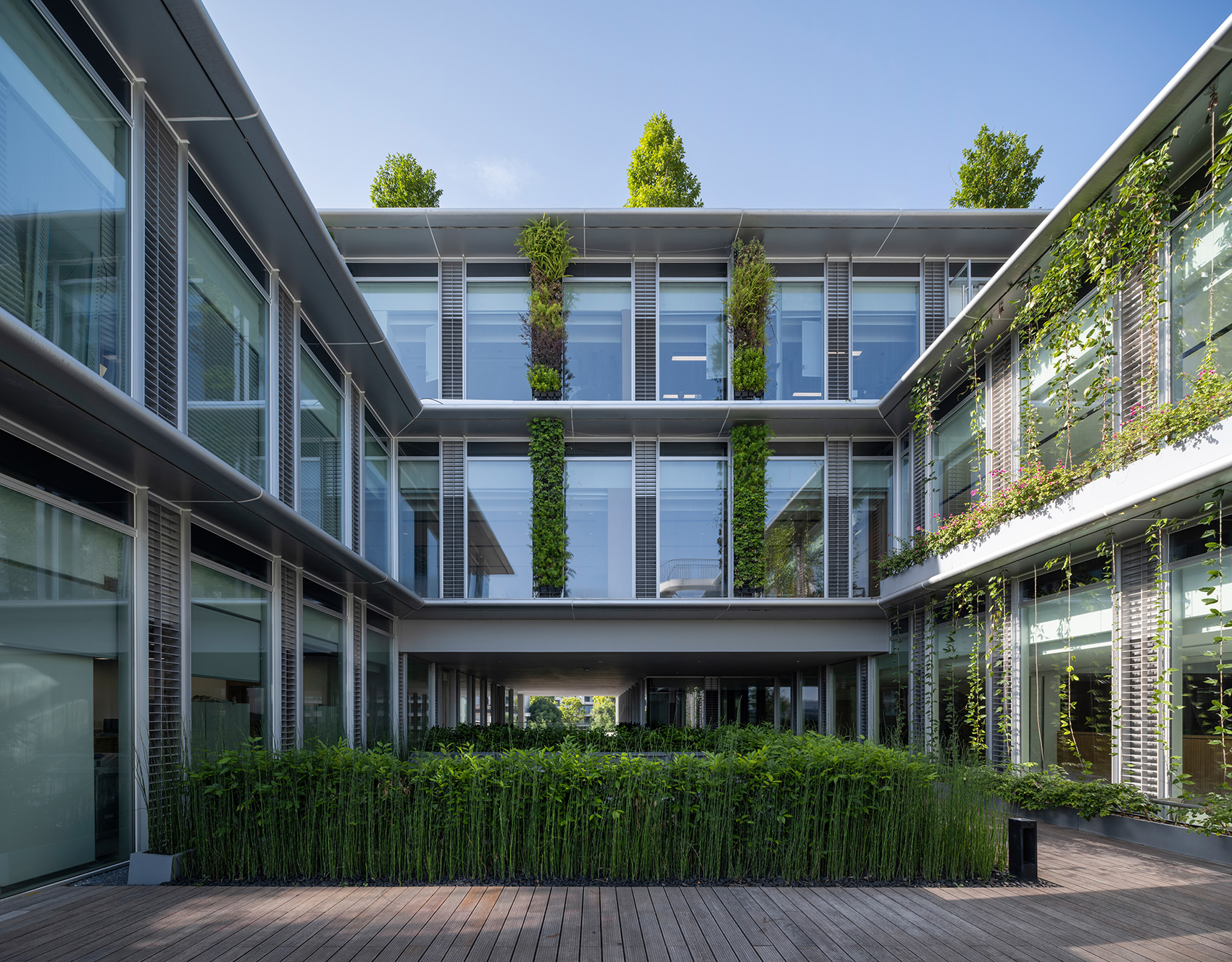 CSWADI Lakeside Design Headquarters, China by China Southwest ...