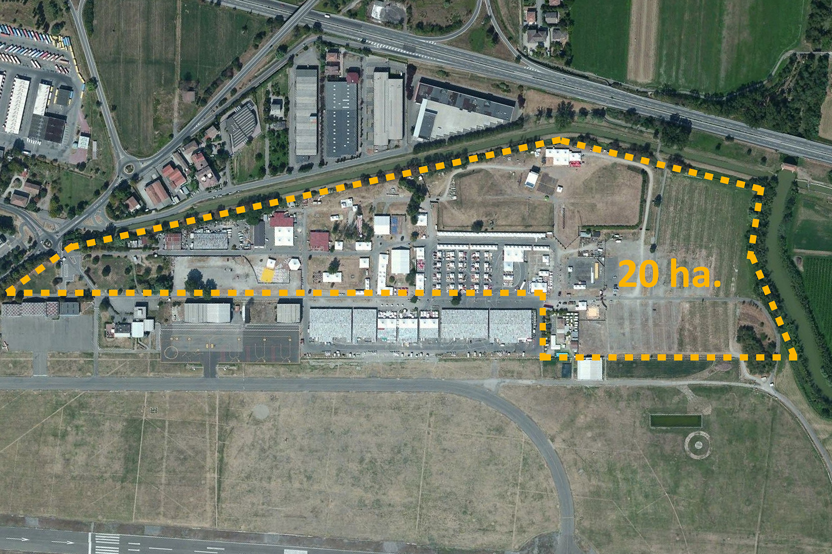 RCF Arena by lotti + Pavarani, Tassoni and LSA - 谷德设计网