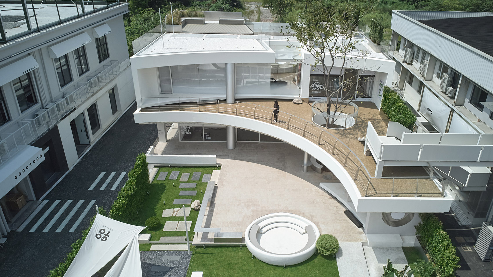 GOTO Photography Base by TRI-ORANGE DESIGN - 谷德设计网