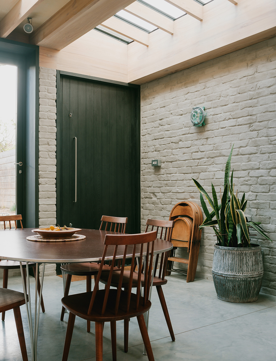 Magpie House by DGN Studio - 谷德设计网