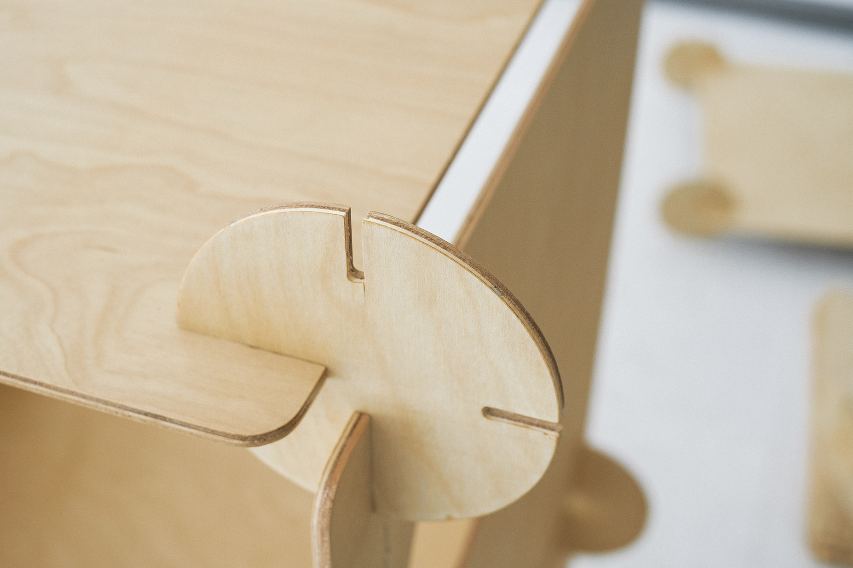 Space and furniture design for Buy42 by Studio Dali - 谷德设计网