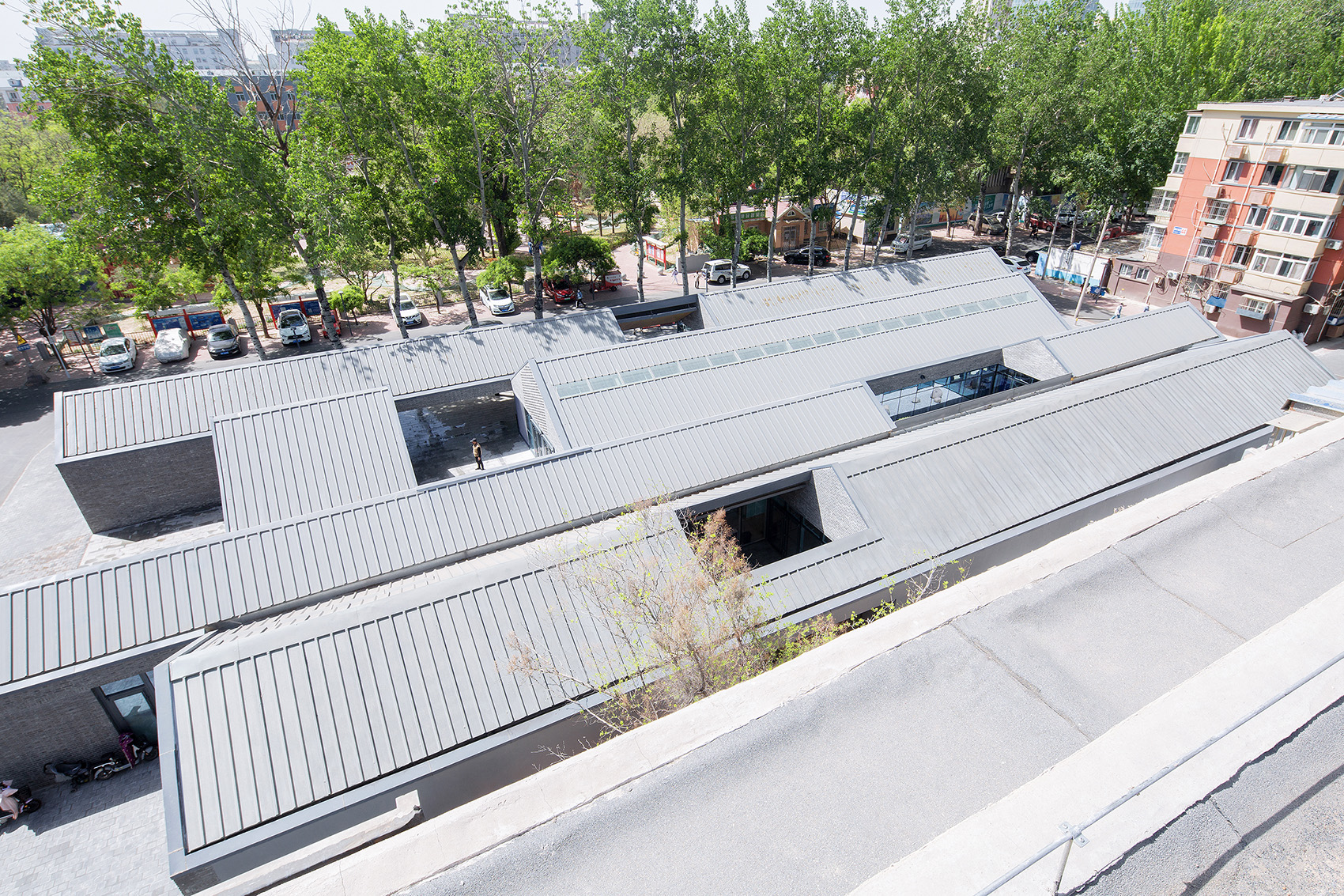 XingHuaDongLi Neighboring Courtyard Market, China by BIAD - 谷德设计网