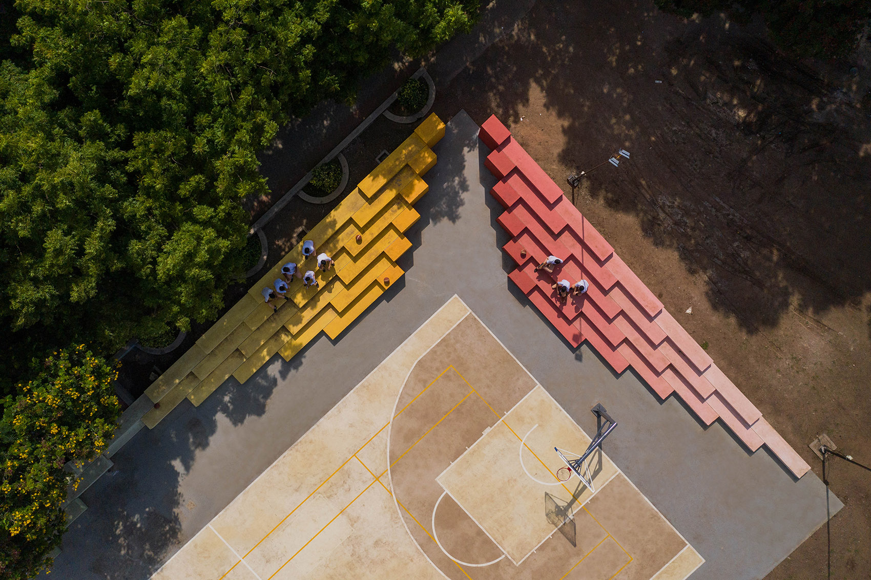 Multipurpose Court at St. Mary’s School by playball studio - 谷德设计网