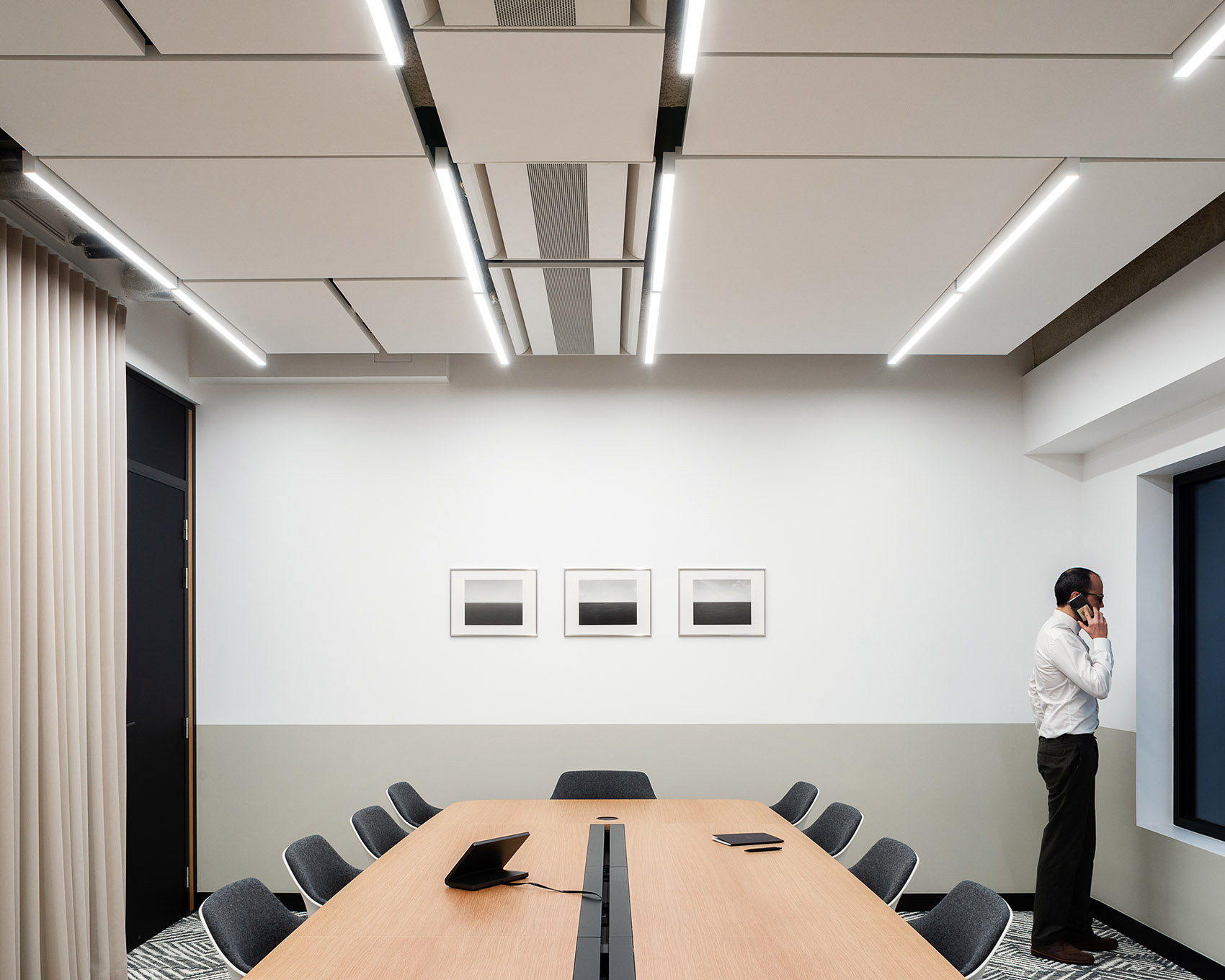 August Debouzy by studio razavi architecture - 谷德设计网