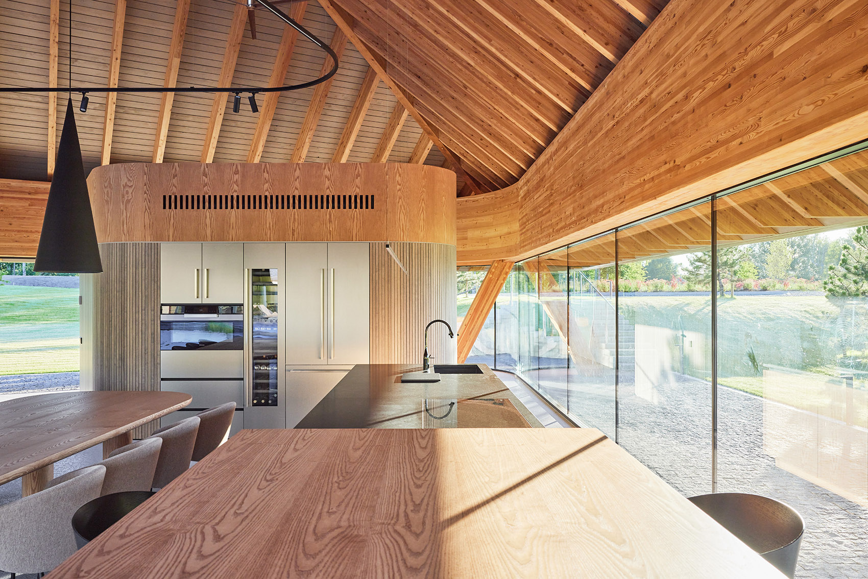 Poolhouse by HEIMA architects - 谷德设计网