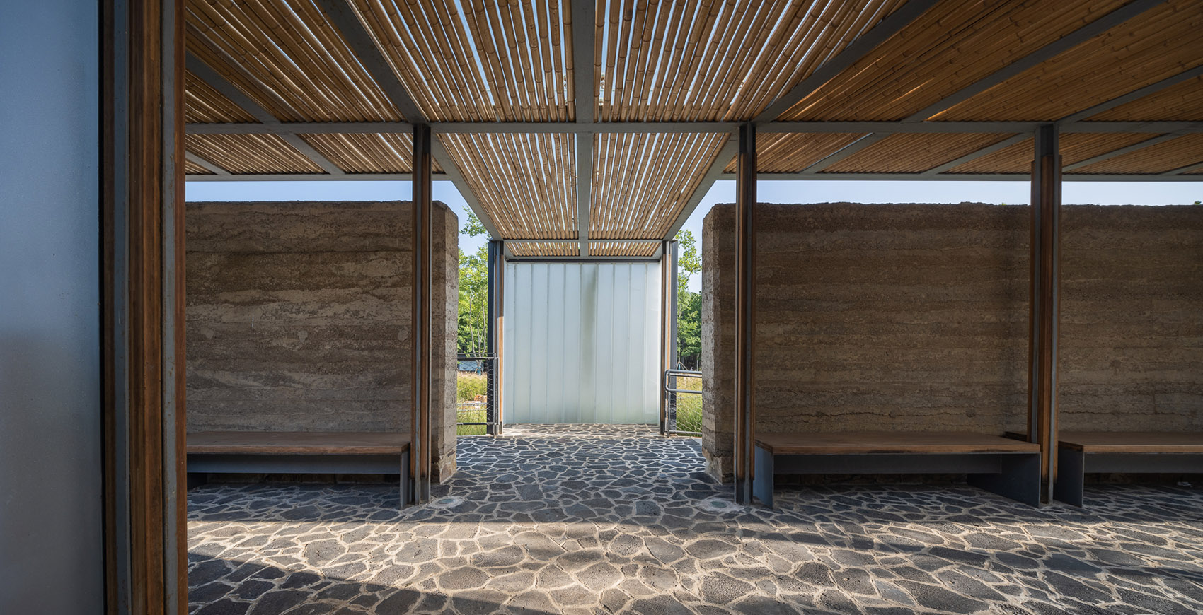 Tourist service station of Tangshan Ape Man Cave by Architectural Technology and Art studio ...