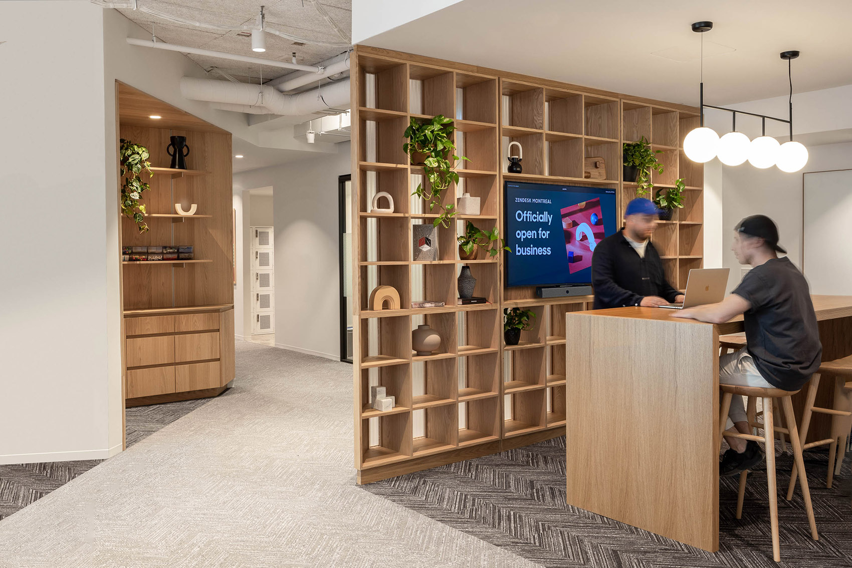 Zendesk Montreal office by MRDK & Studio MHA - 谷德设计网