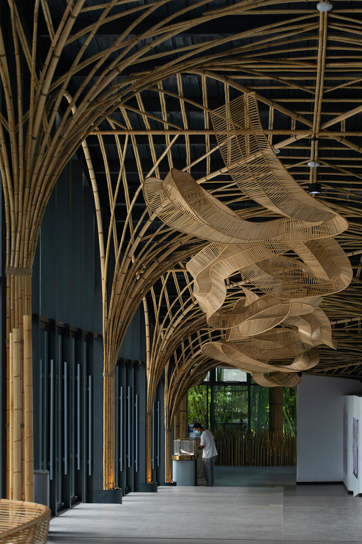 Qionglai Bamboo Pavilion by UNO Architects + Lin Rong Studio, SWJTU - 谷德设计网