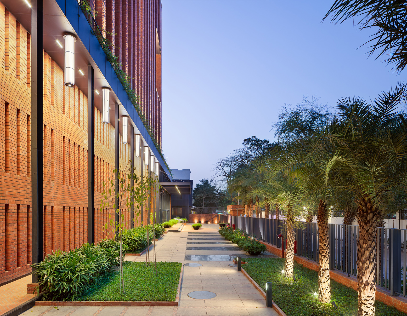 Max House, New Delhi by Studio Lotus - 谷德设计网