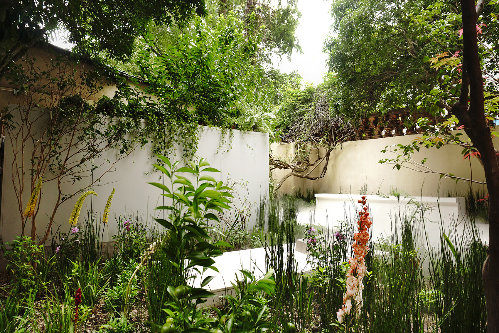 To summer Infinity garden, Shanghai by YIYU Design - 谷德设计网