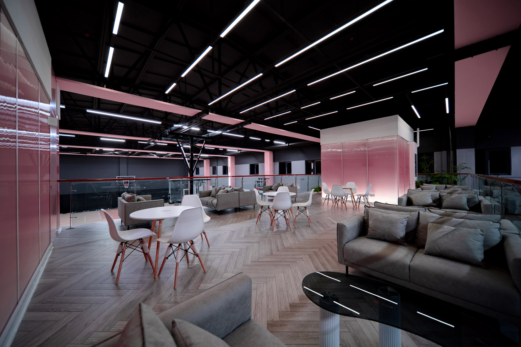 Elmtsports Basketball Hall by Parallect Design - 谷德设计网