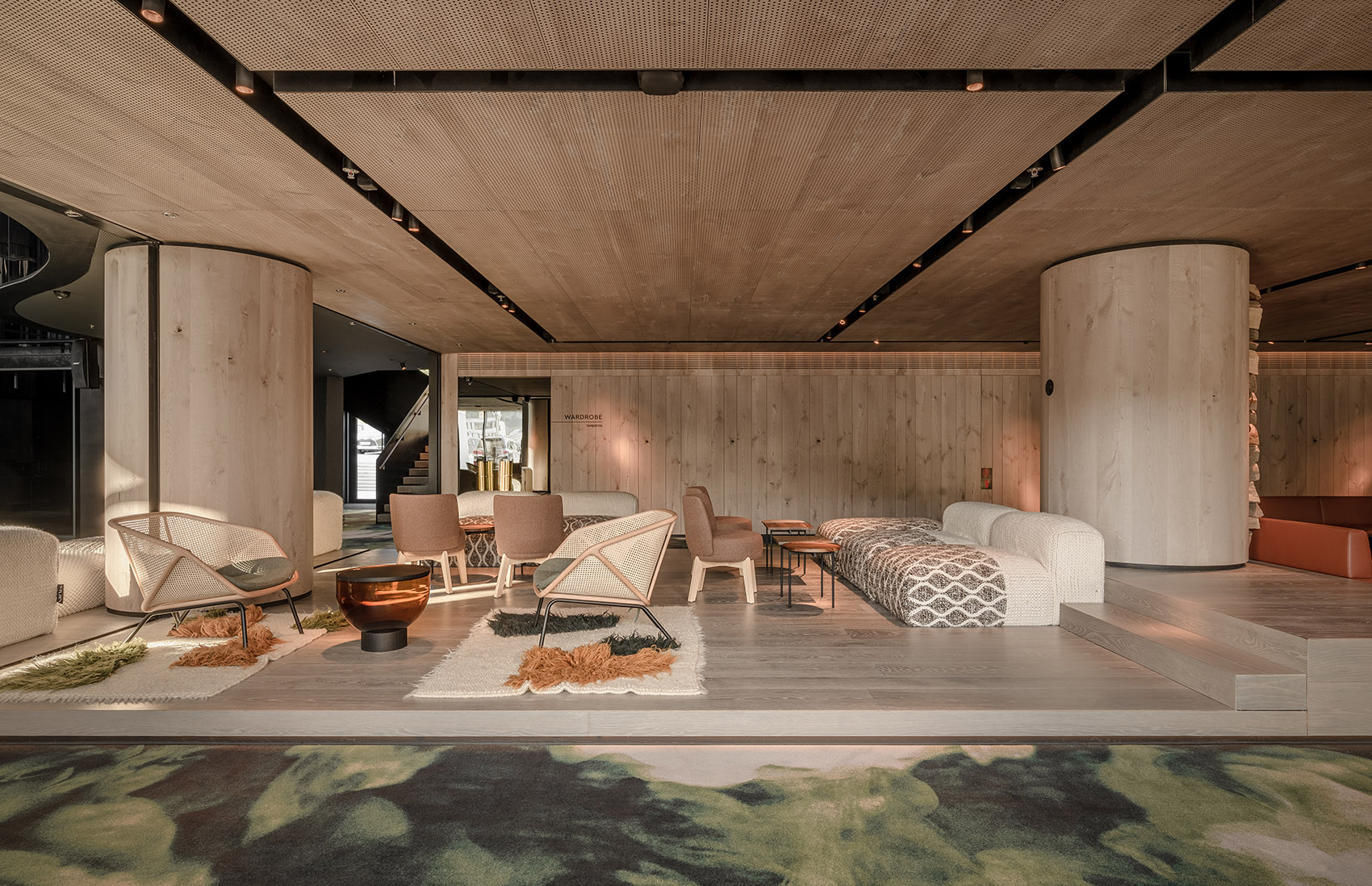 Grand Emily Hotel Lobby by YOD Group - 谷德设计网