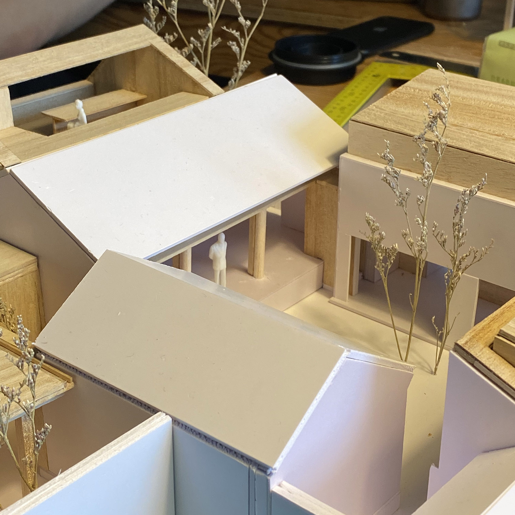 House Over the Wall by Chaoffice - 谷德设计网