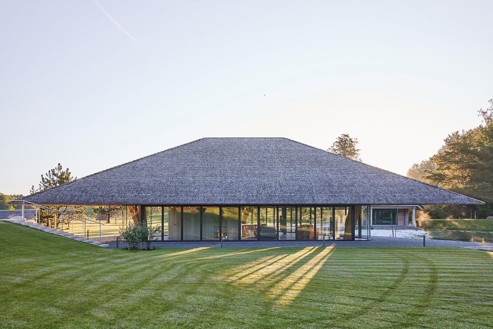 Poolhouse by HEIMA architects - 谷德设计网