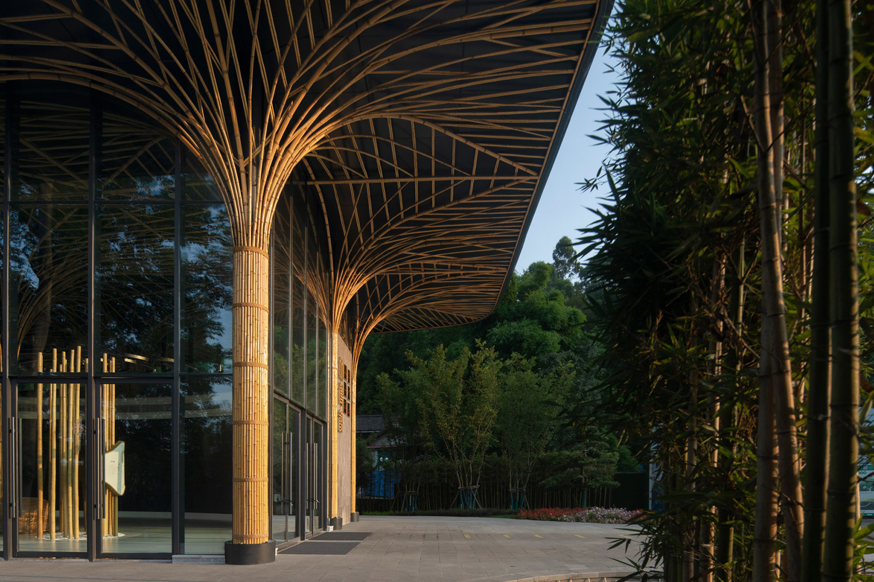 Qionglai Bamboo Pavilion by UNO Architects + Lin Rong Studio, SWJTU - 谷德设计网