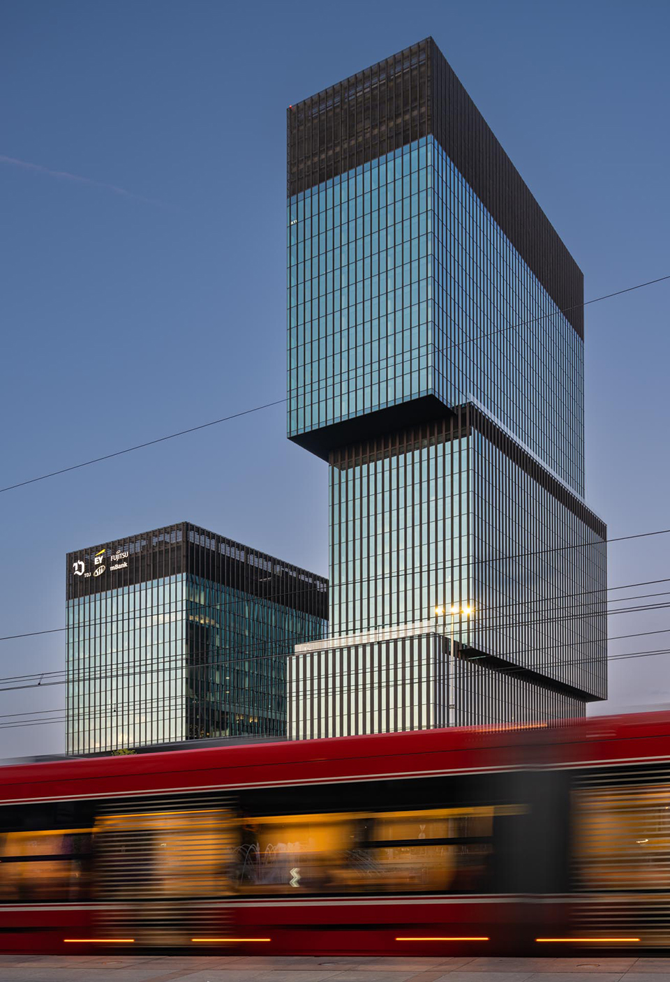 .KTW. & FIRST DISTRICT by Medusa Group Architects - 谷德设计网