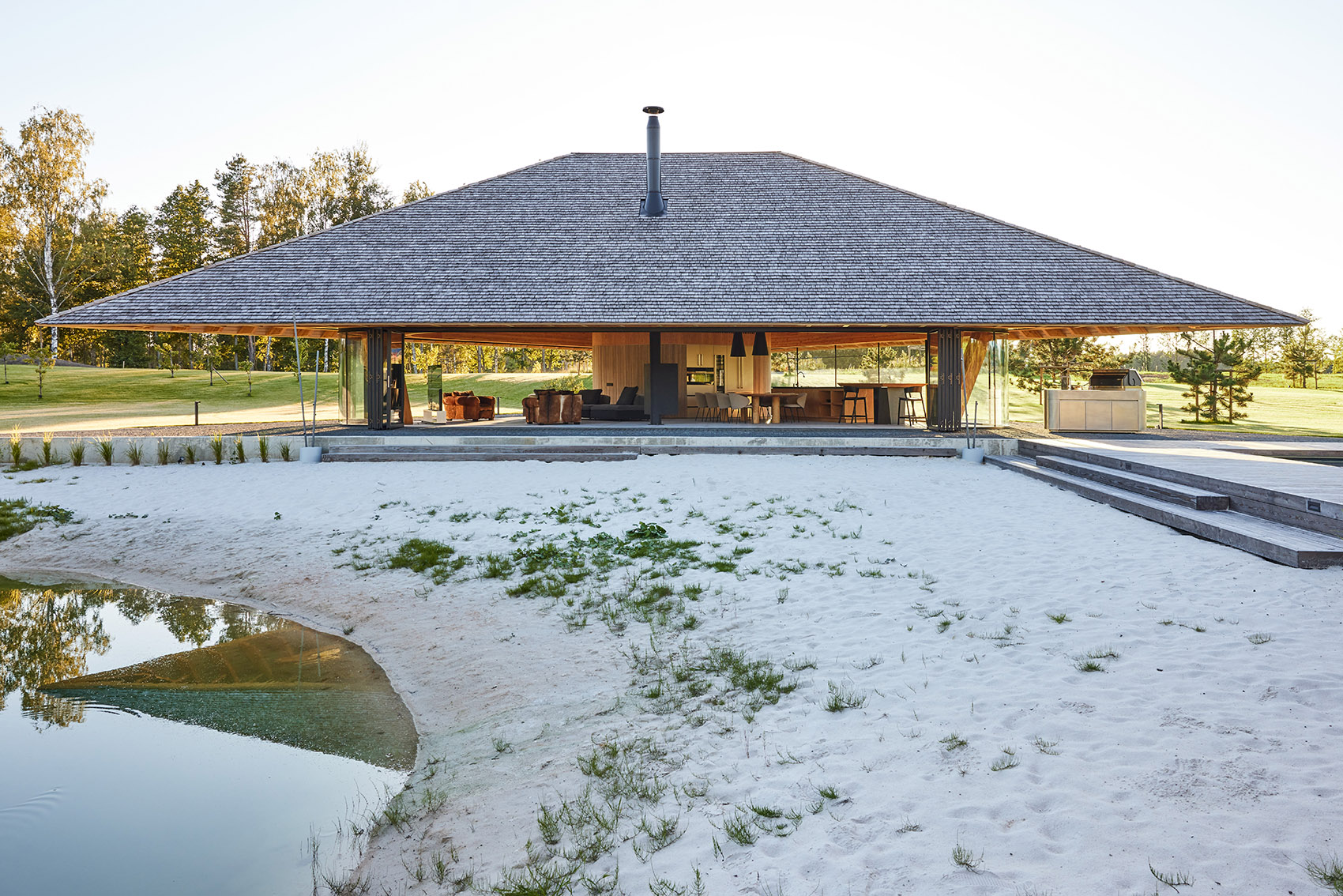 Poolhouse by HEIMA architects - 谷德设计网