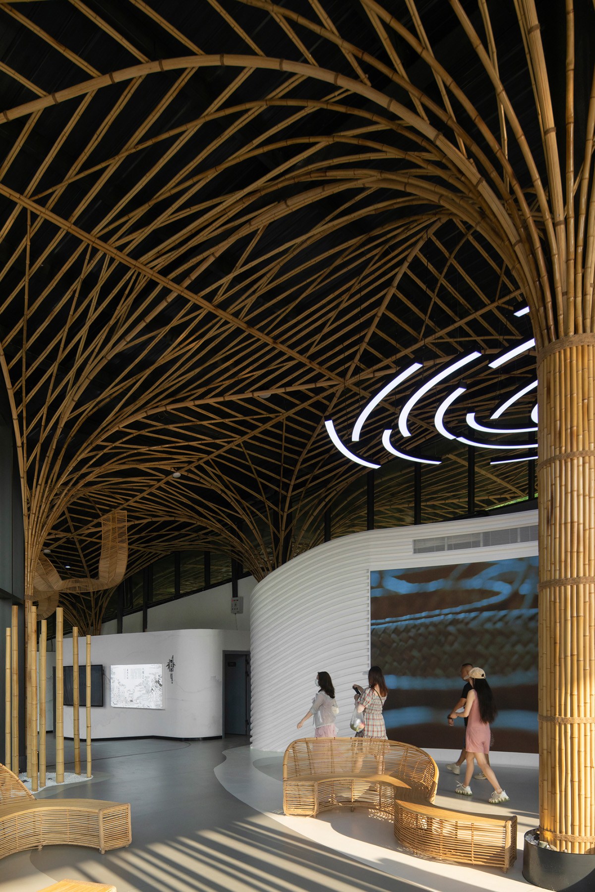 Qionglai Bamboo Pavilion by UNO Architects + Lin Rong Studio, SWJTU - 谷德设计网