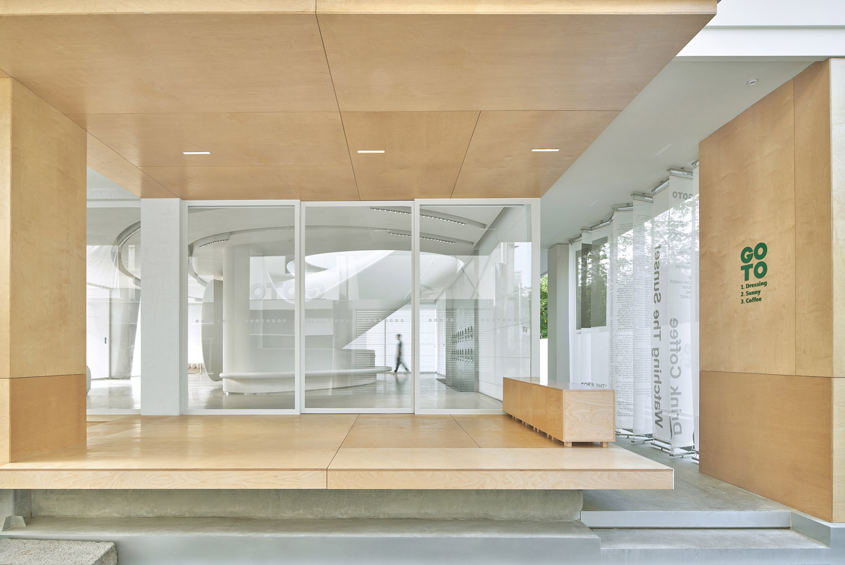 GOTO Photography Base by TRI-ORANGE DESIGN - 谷德设计网