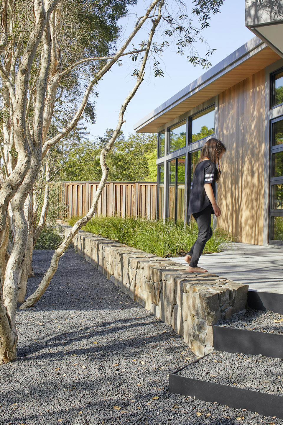Breezy Landscape In A Japanese-Inspired Retreat By SAW - 谷德设计网
