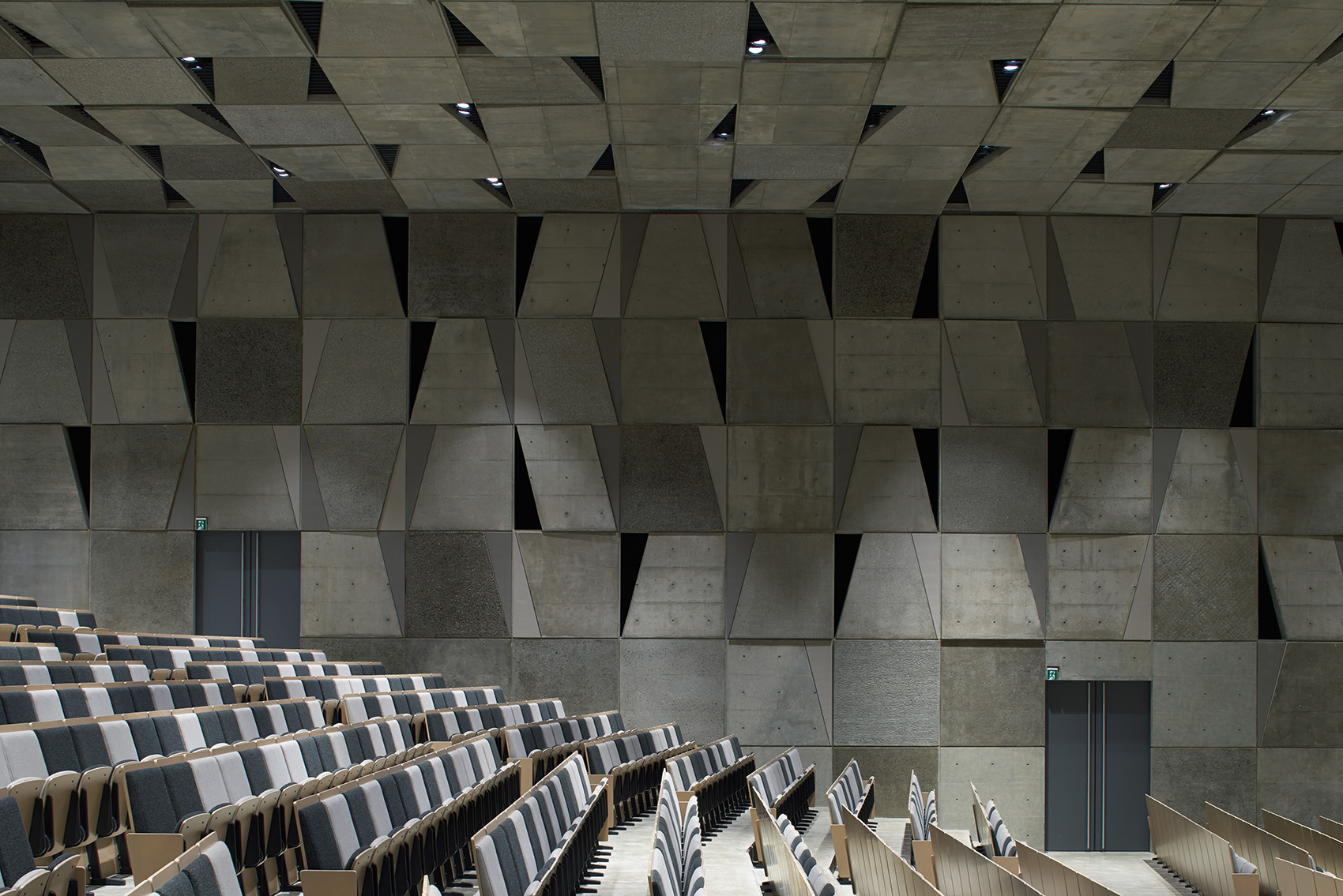 Waseda University Senior High School Auditorium by Nikken Sekkei Ltd ...