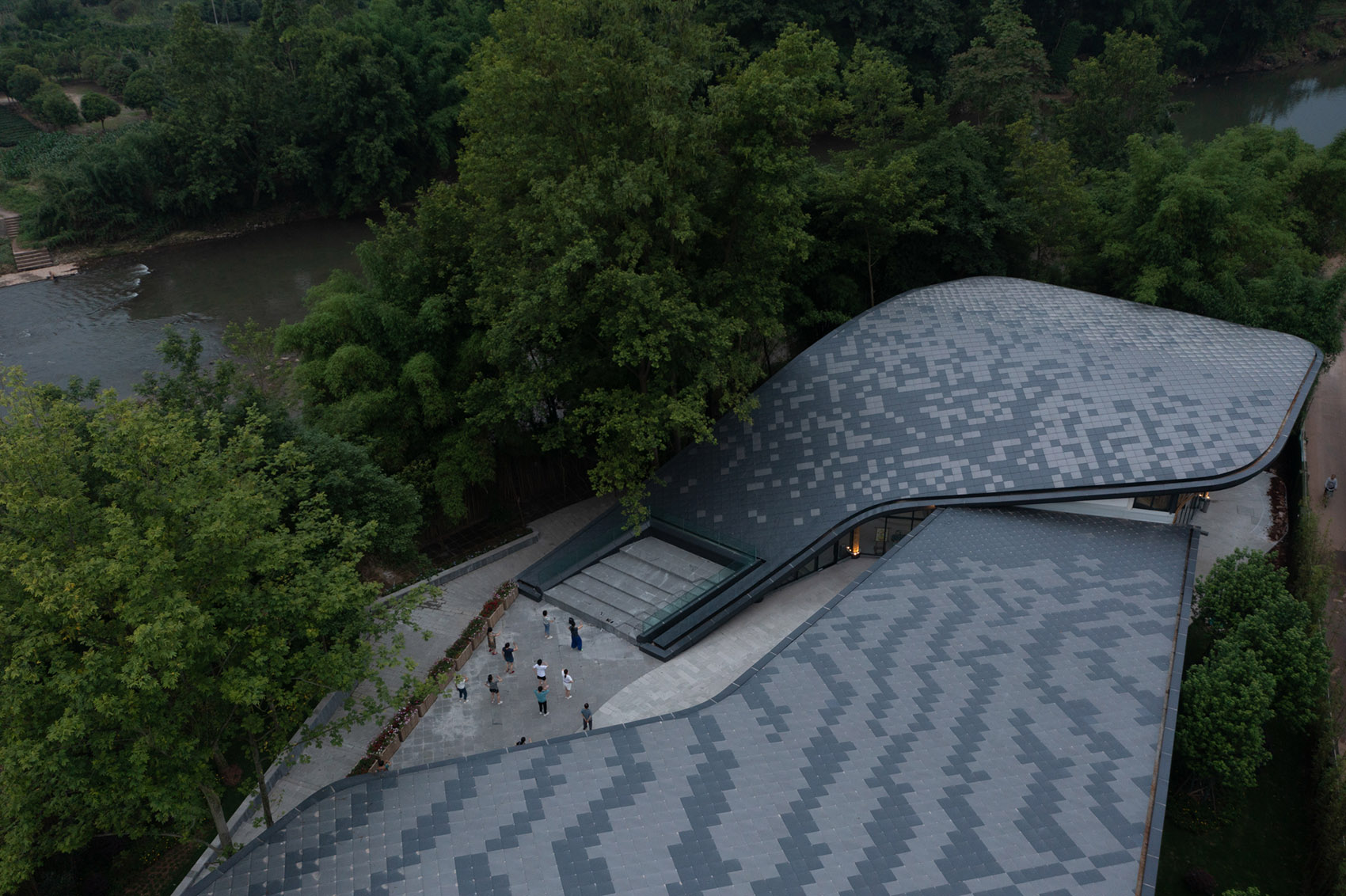 Qionglai Bamboo Pavilion by UNO Architects + Lin Rong Studio, SWJTU - 谷德设计网
