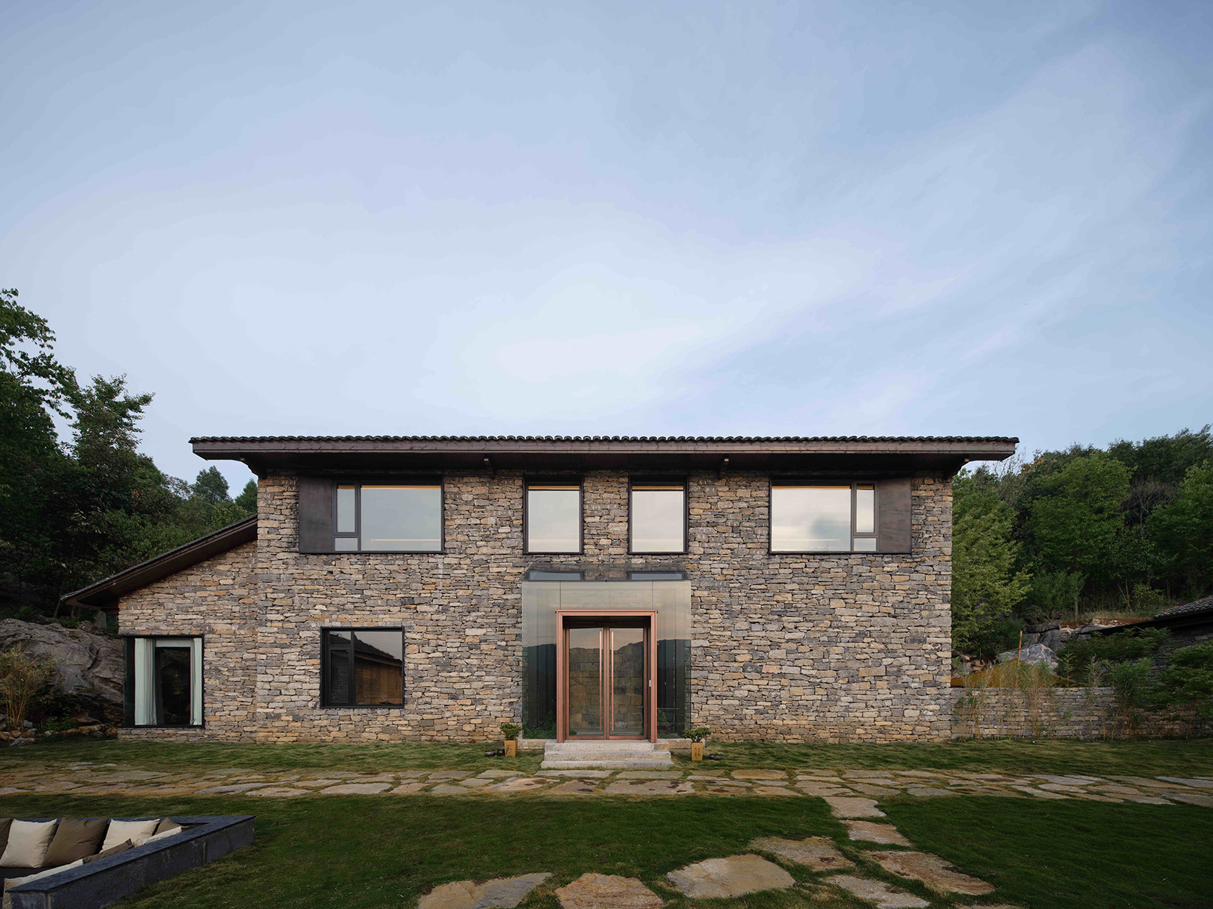 Nanchawan stone House in Yichang B&B Phase II. by The Design Institute ...