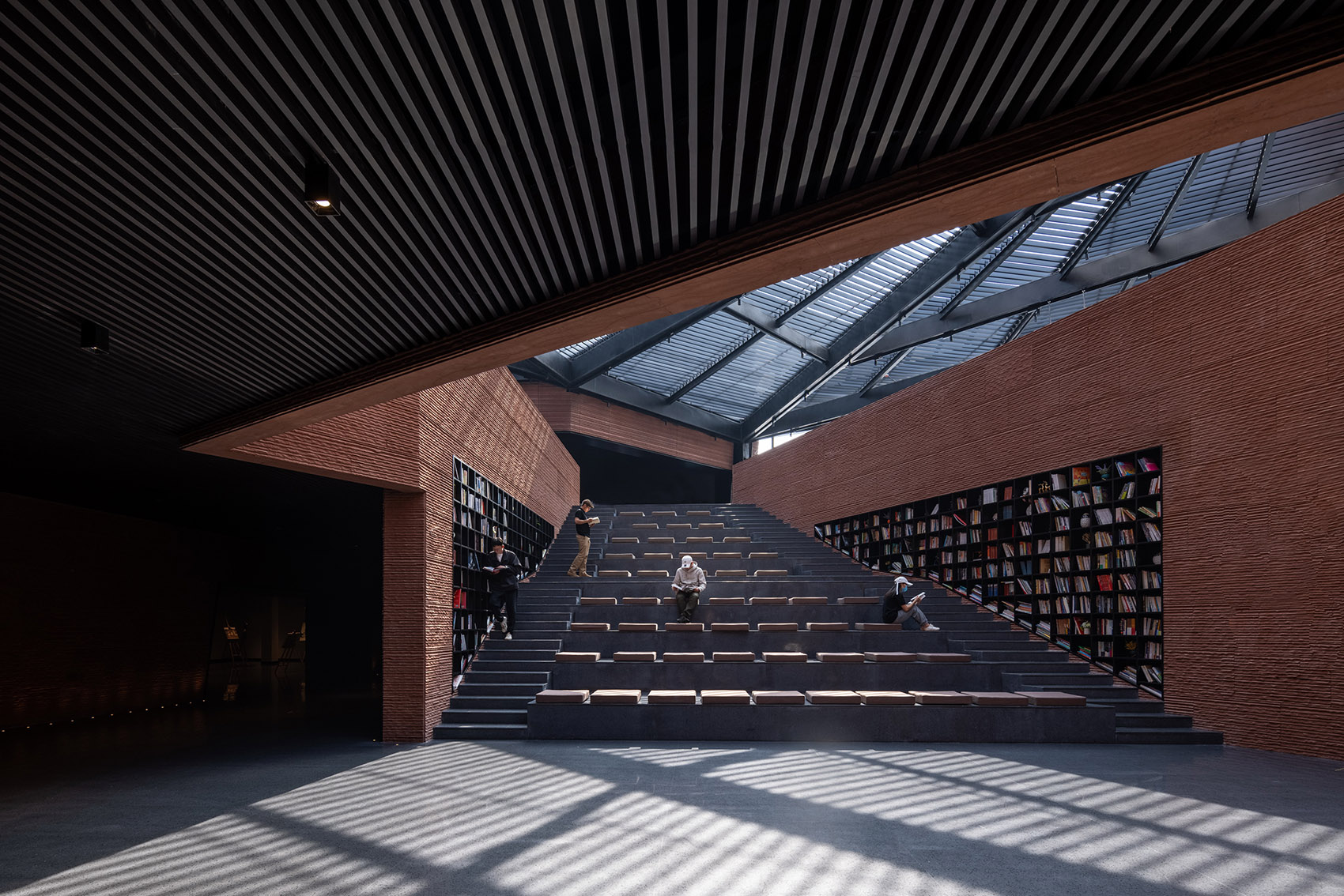 Yunnan Dongfengyun Art Center by Fanhao Meng – line+ & gad - 谷德设计网