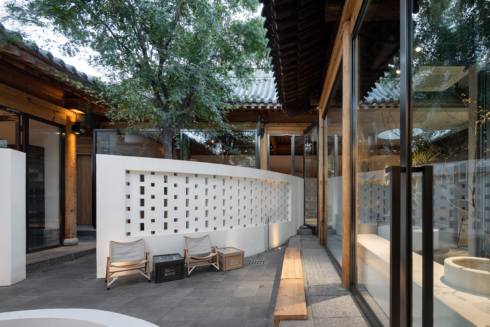 Malun Tea Court, Shanxi, China by Ma Xiaolong Design Studio - 谷德设计网