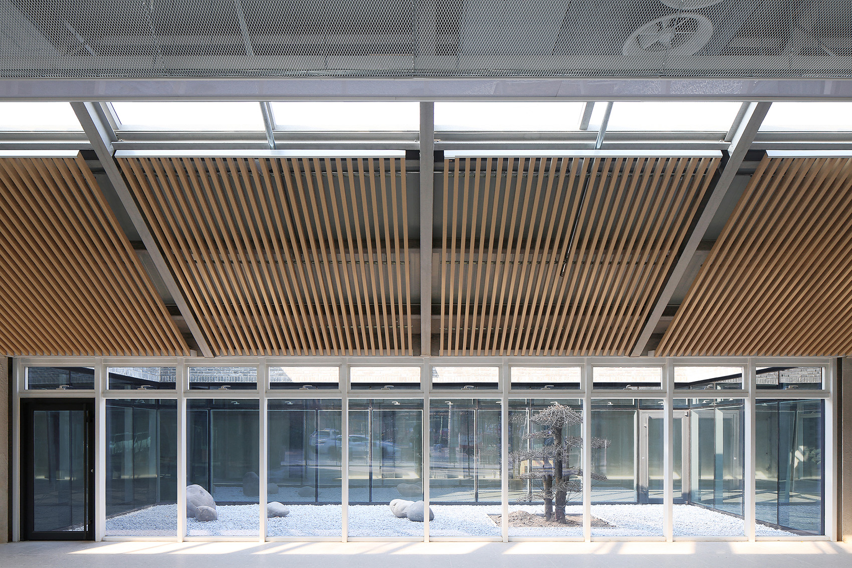 XingHuaDongLi Neighboring Courtyard Market, China by BIAD - 谷德设计网