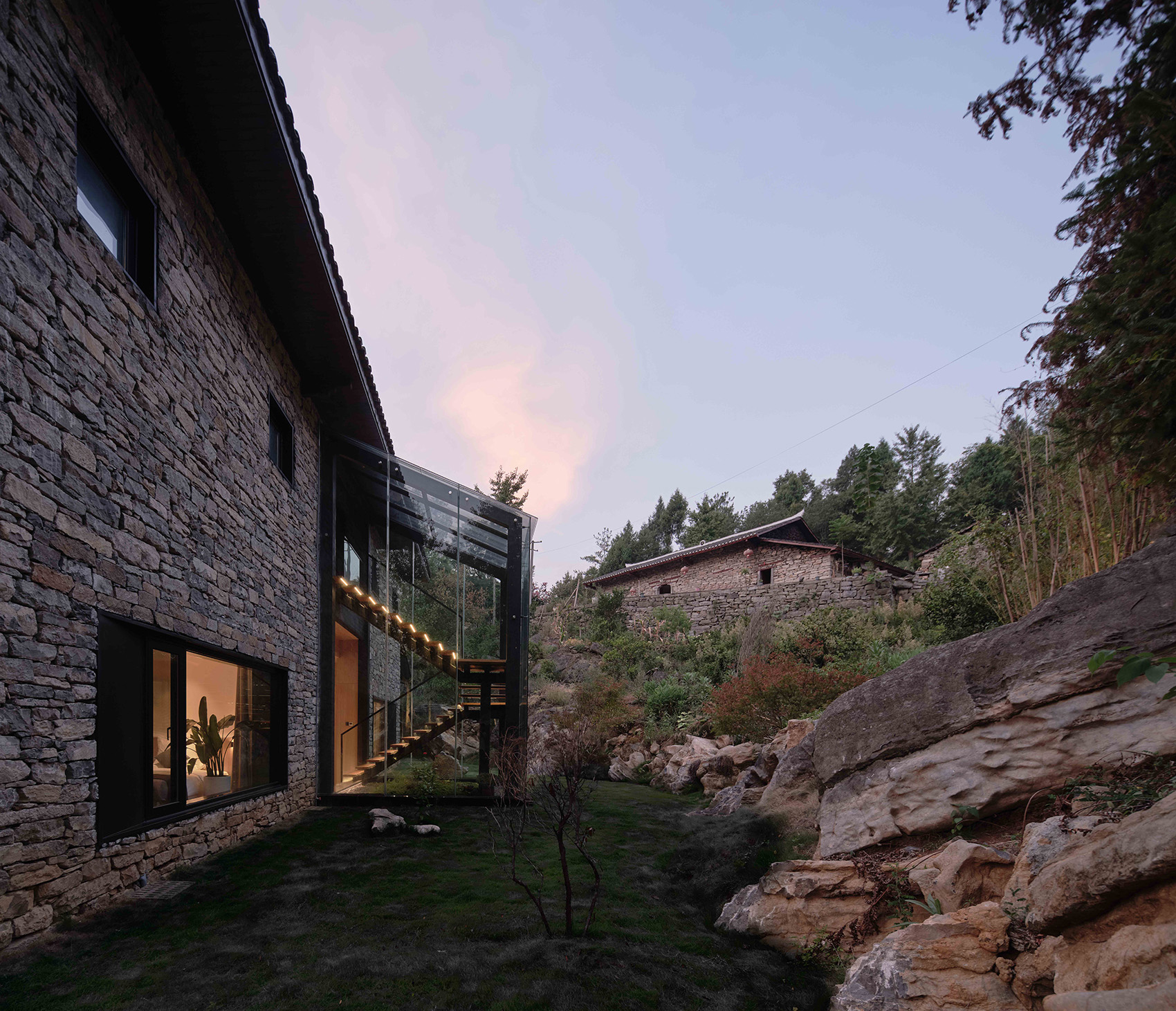 Nanchawan stone House in Yichang B&B Phase II. by The Design Institute of Landscape and ...