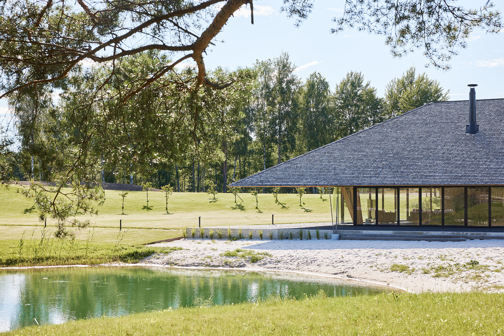 Poolhouse by HEIMA architects - 谷德设计网