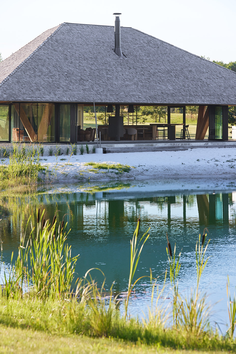 Poolhouse by HEIMA architects - 谷德设计网