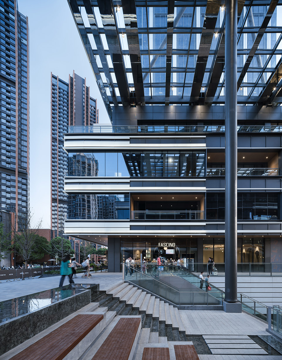 Shanghai Suhe MixC World by Kokaistudios - 谷德设计网