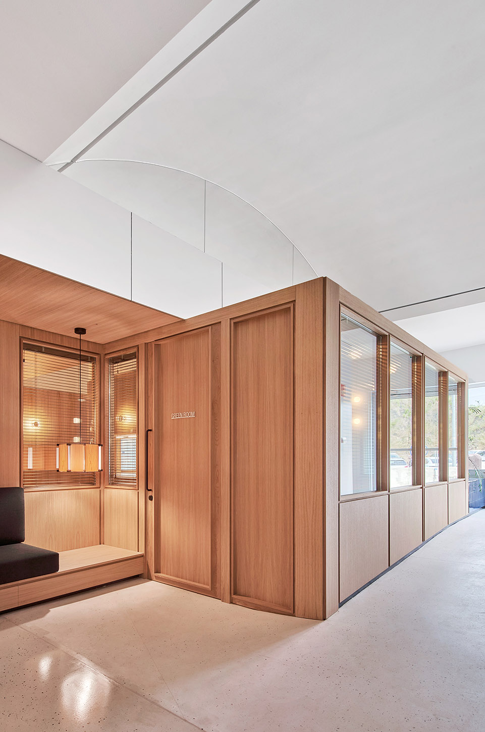 Tailor Made Office by Twobo - 谷德设计网